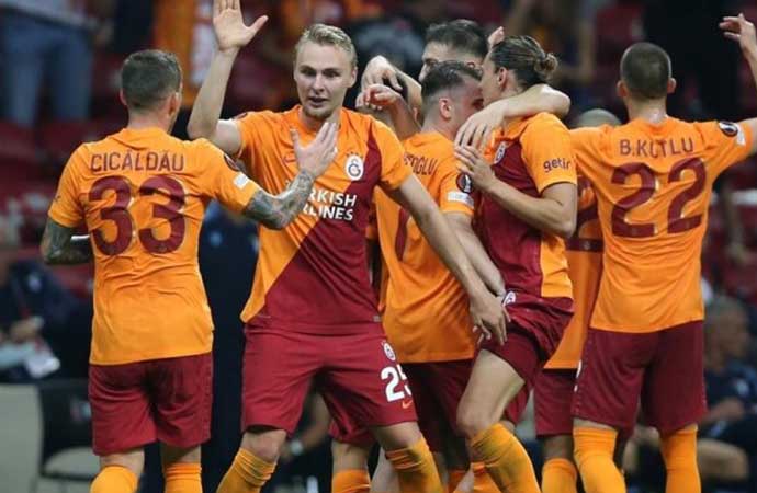 Galatasaray kazandı Türkiye yükseldi! - Tele1 TV Canlı yayın