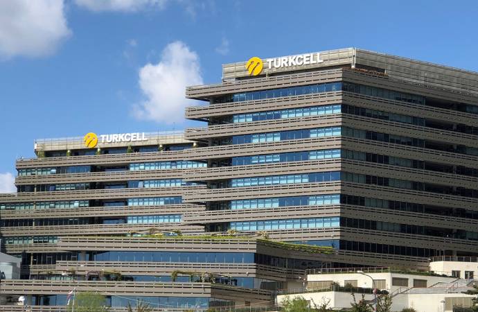 Turkcell üst yönetimi değişti, bir AKP'li isim daha yönetime girdi ...
